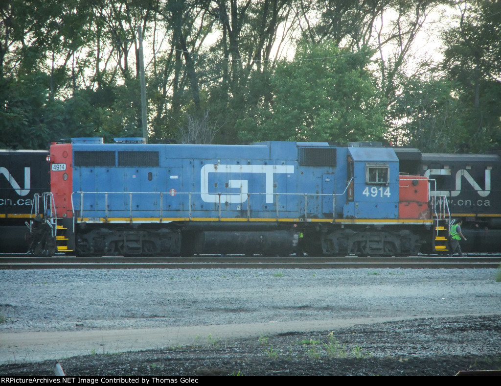 GTW 4914 at CN East Joliet Yard